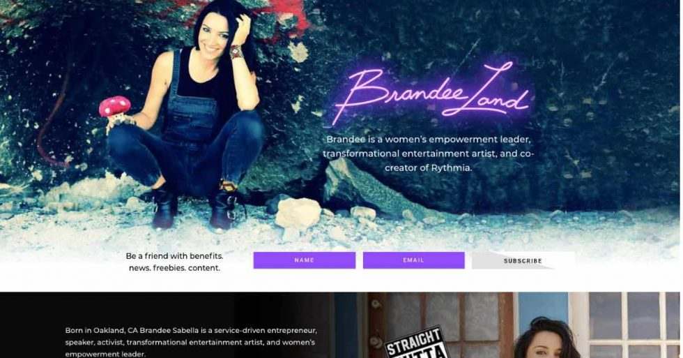 Best Public Speaker Websites of 2025 | 46 Examples